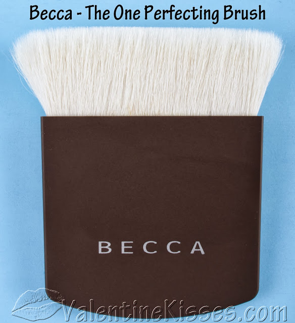 Valentine Kisses: Becca The One Perfecting Brush - pics, review