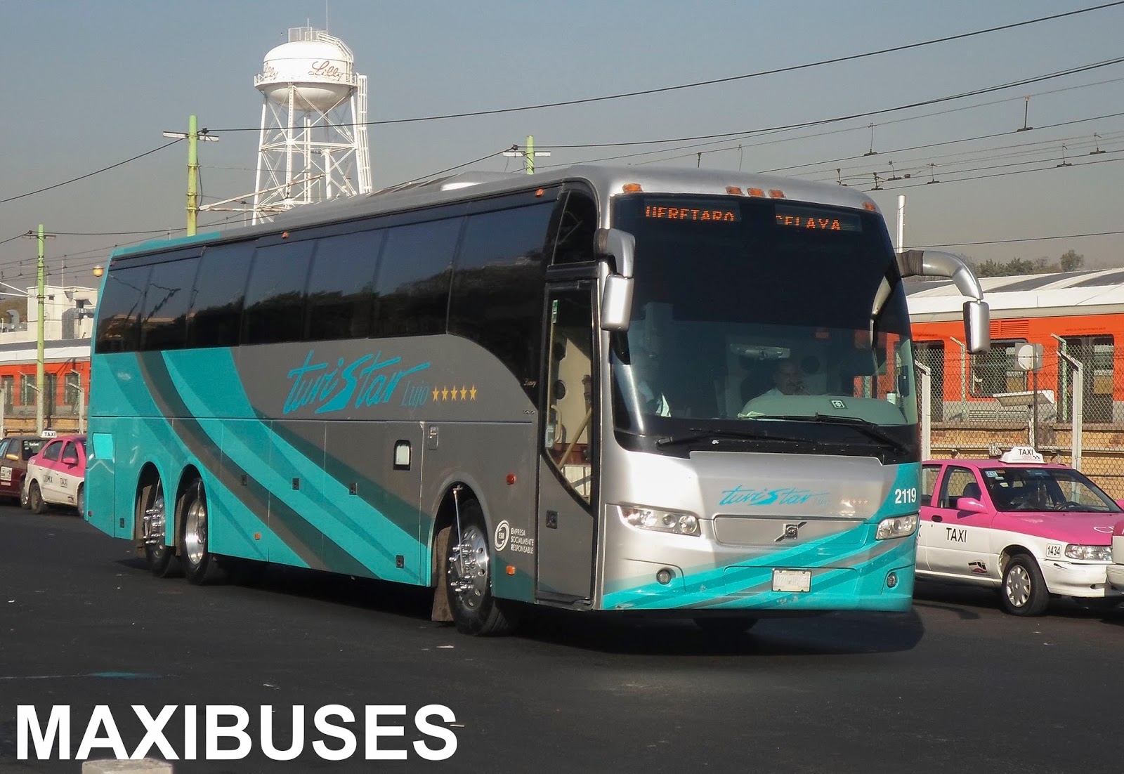 MAXIBUSES: TURISTAR LUJO