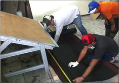 PASANG UNDERLAYER - ATAP ASPAL BITUMEN