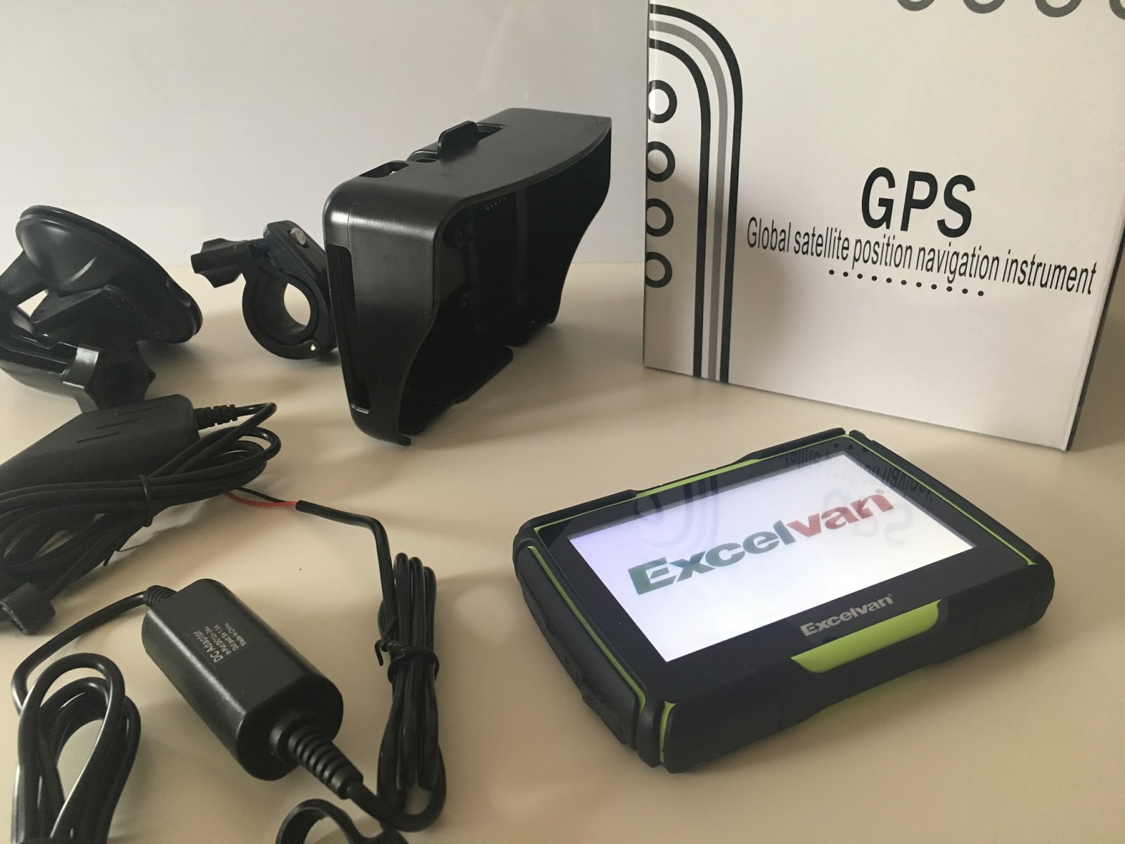 Accessori: Navigatore GPS impermeabile per moto Excelvan con sistema di ...