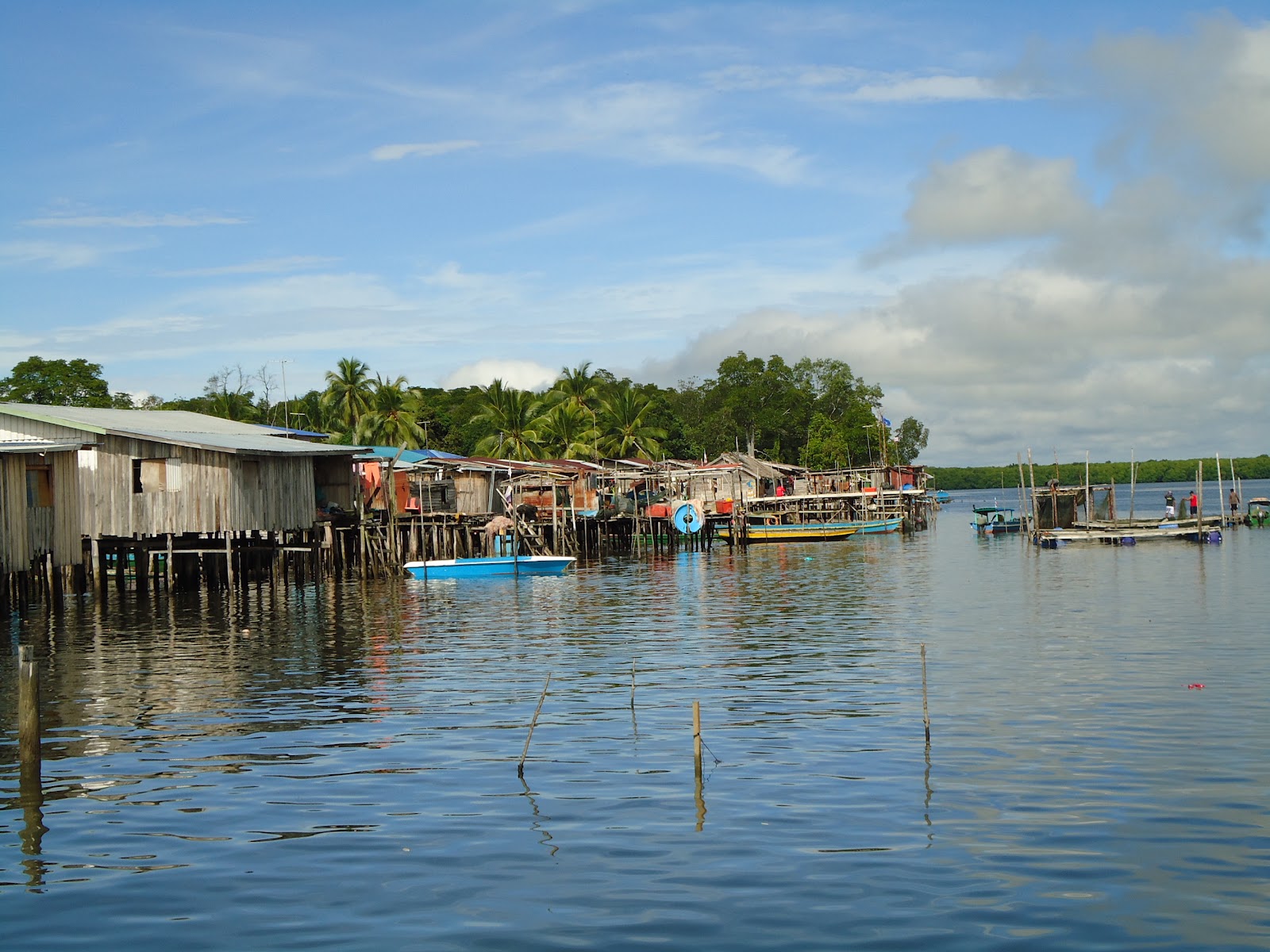 Cik Pepatung: Kembara Baksis Sabah Part I: Kampung Pulau Keniogan