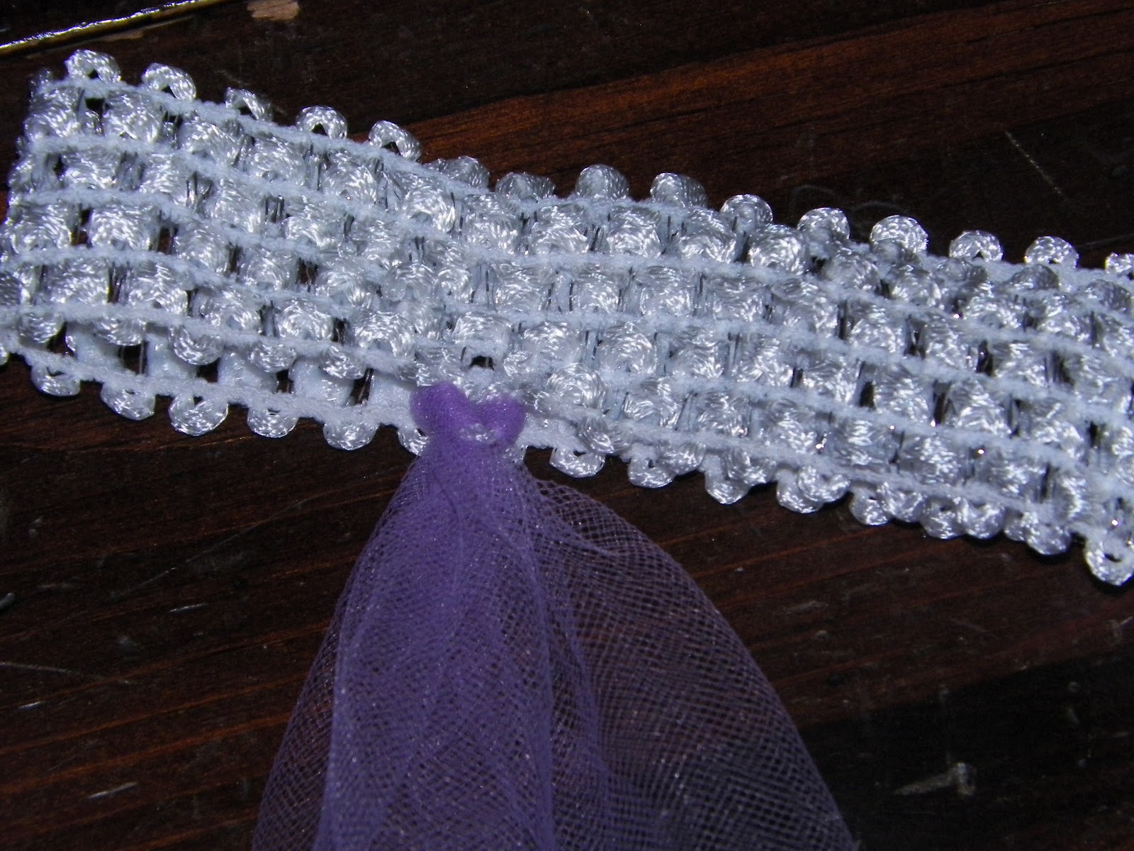 Starry-Eyed Pretender: No Sew Tutu-torial