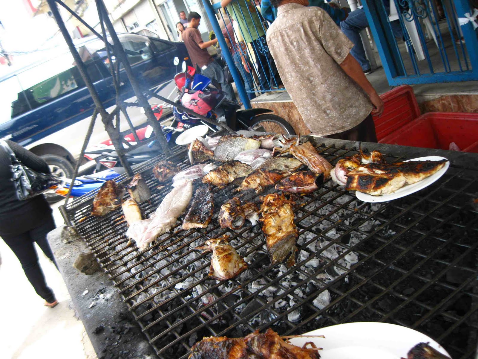 A Chef's Walk - Manila Food Reviews: Partebelle Tinola, Cebu - Tinola ...