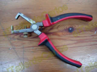 tecnología trabajo : QUE ES UN ALICATE Y DIGA 4 TIPOS