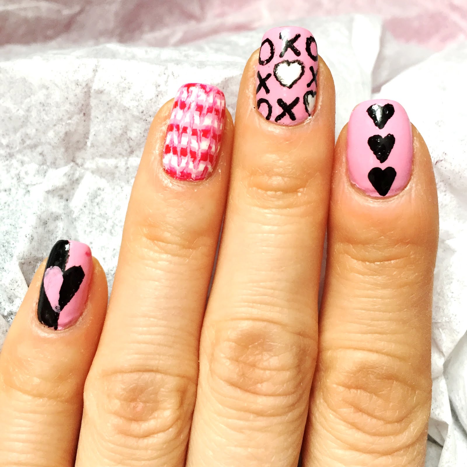 We Made It: Mini Tutorial: Valentine's Nails