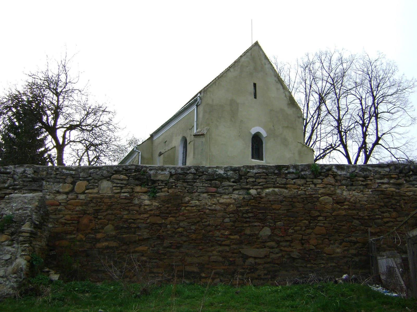 Ştiinţă pentru toţi: Biserica fortificată din Valea Lungă Jud. Alba