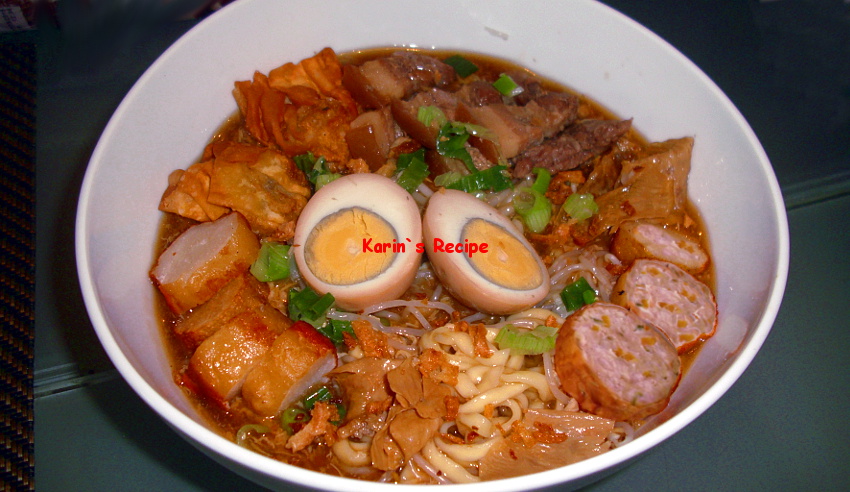 Karin's Recipe: Lo Mie/Lor Mee (Braised Noodles in Thick Broth)