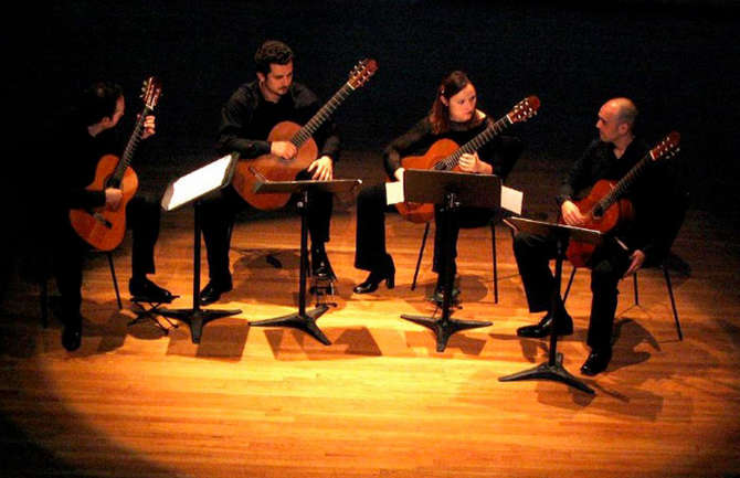 Modern Guitar Ensemble: English stuff