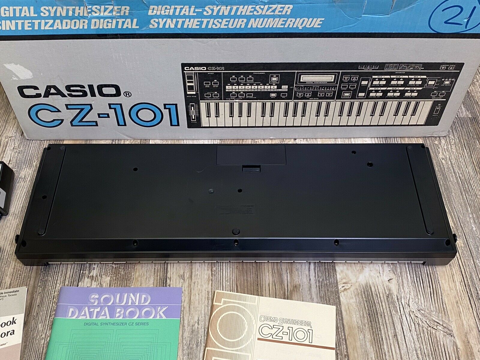 MATRIXSYNTH: CASIO CZ-101 w/ Original Box & Manuals