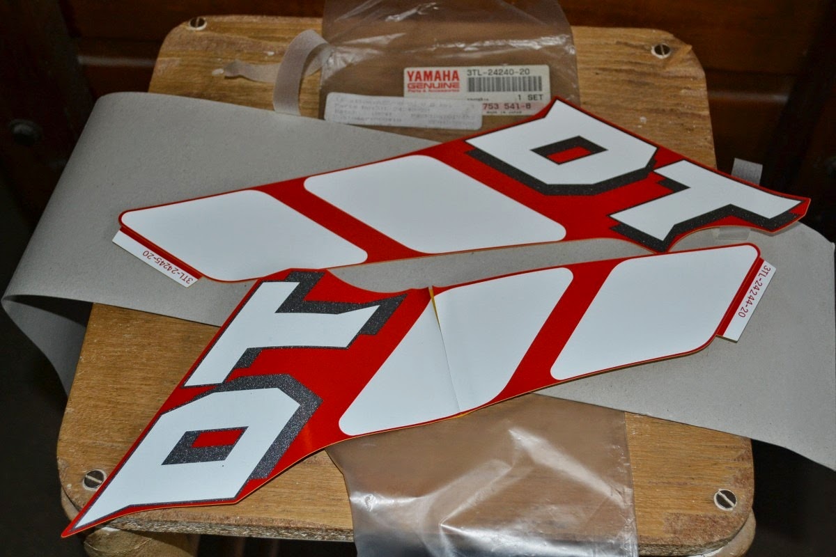 STUNTBIKE PARTS: calcomanias originales dt 175