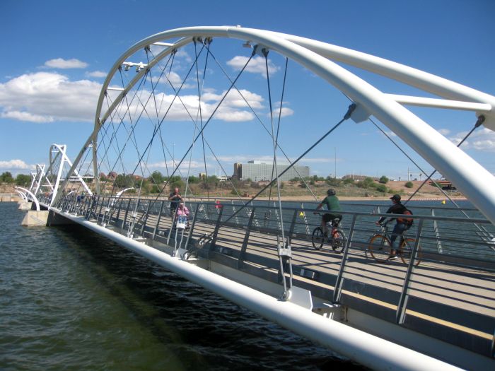 Durango Texas: Driving Miss Daisy Across Tempe Town Lake On Elmore ...