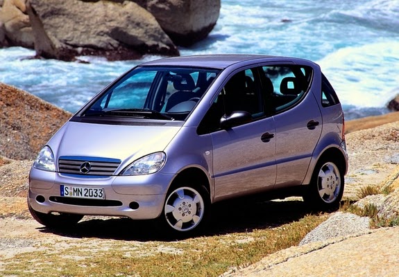 THE ULTIMATE CAR GUIDE: Mercedes Benz A Class - Generation 1 (2000-2003)
