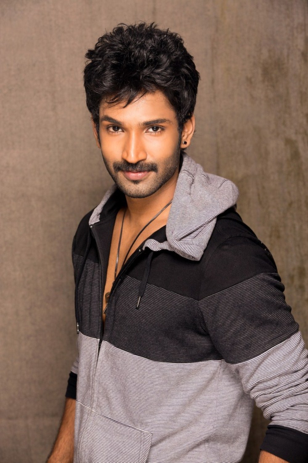 Actor Aadi Photoshoot | Tollywoodtv