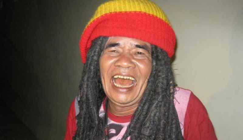 Biografi Mbah Surip - Biografi dan Sejarah