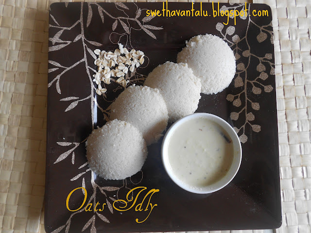 Swetha's Indian Vegetarian Cuisine: OATS IDLY