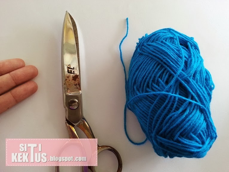 Cara buat pom-pom ball dari benang kait | Siti Kektus