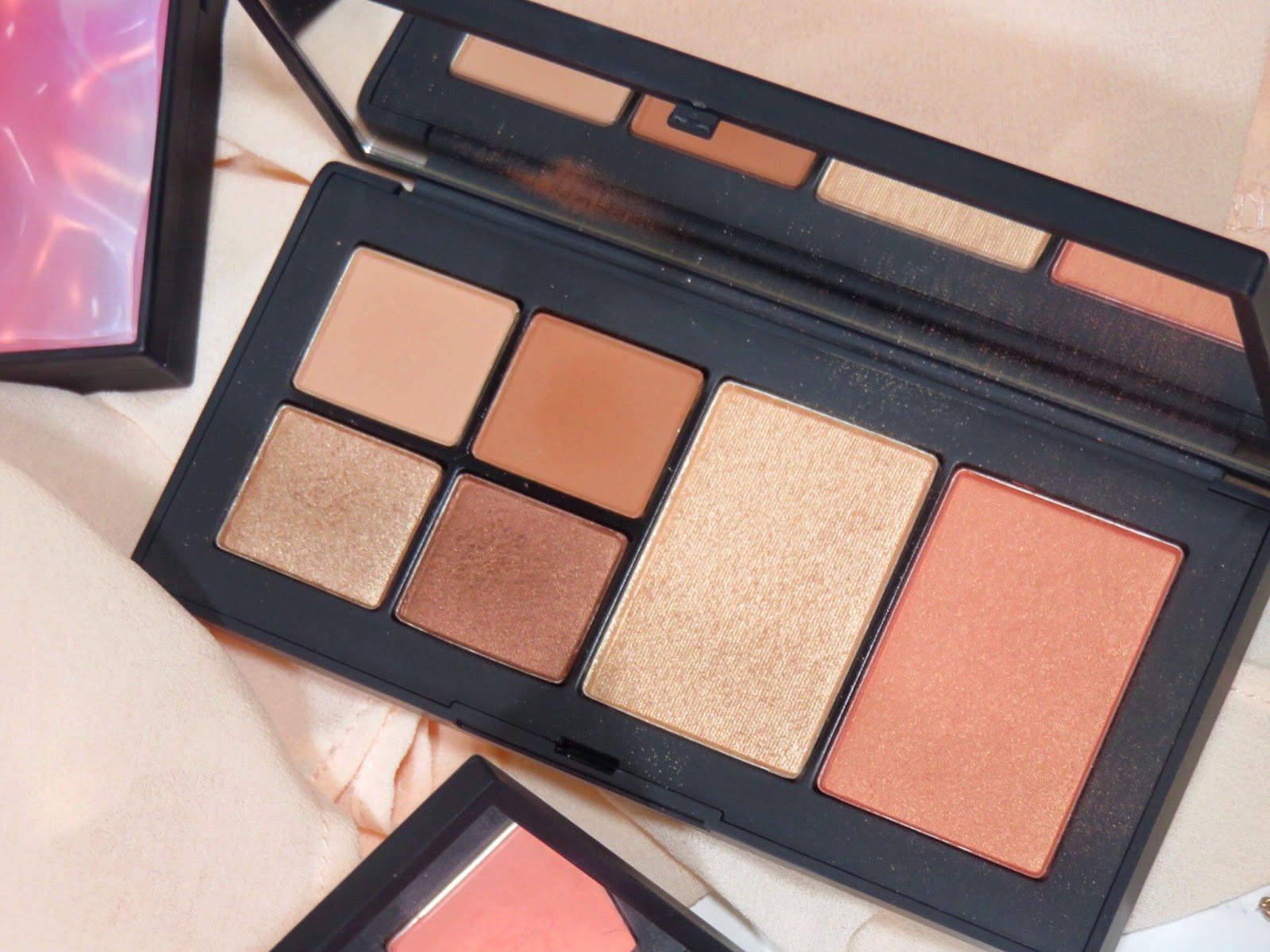 | Review | NARS Fever Dream Face Palettes | PRETTY IS MY PROFESSION