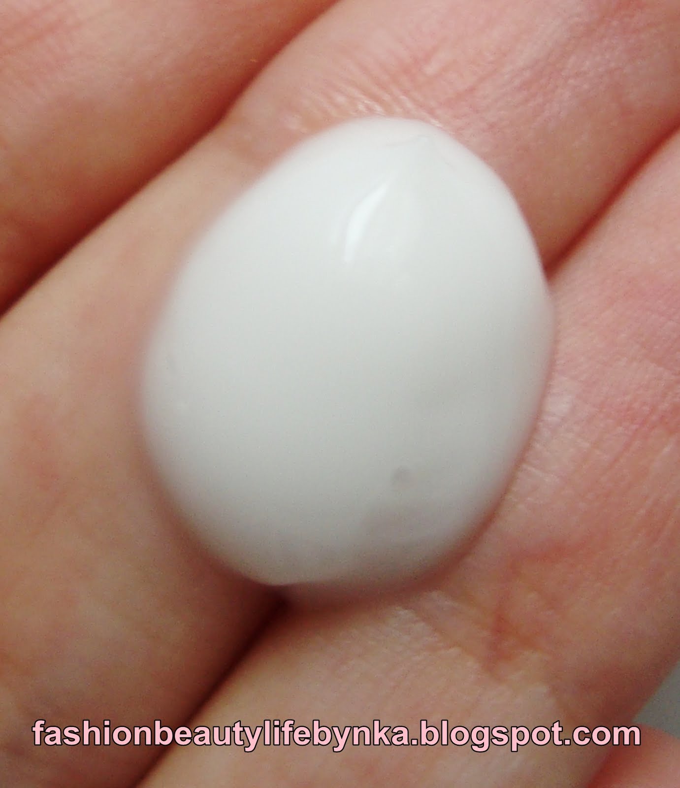 Lotiune de corp Fa NutriSkin Aloe Vera & Acai Berry