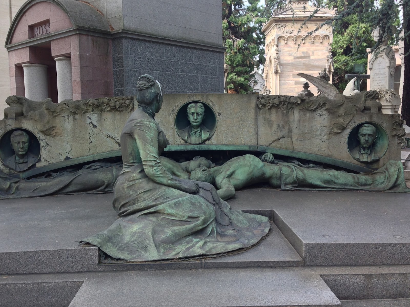 Palabras da man ao corazón: Epitaphs (VII): Posthumous Letters in Milan