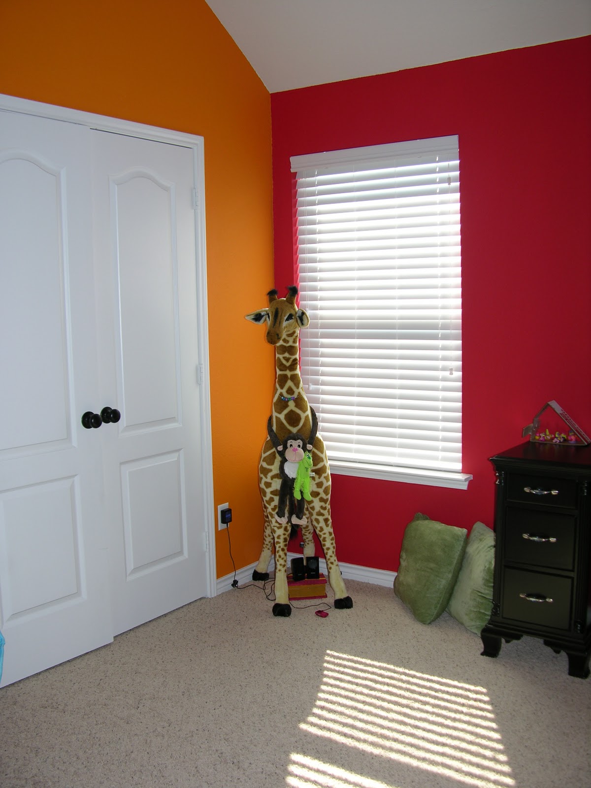 Creative Splatter: Kid's Room: Multi-Color