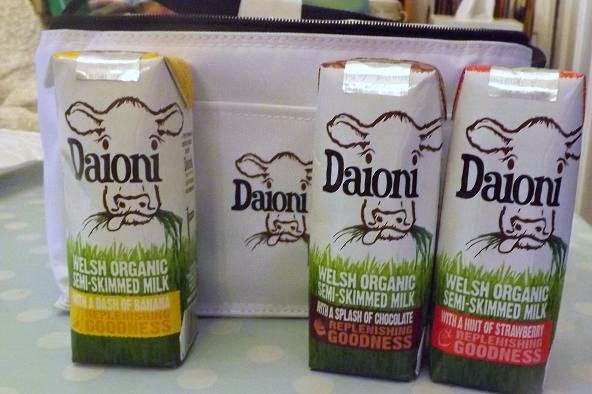 Madhouse Family Reviews: Daioni Welsh Organic Flavoured Milk review