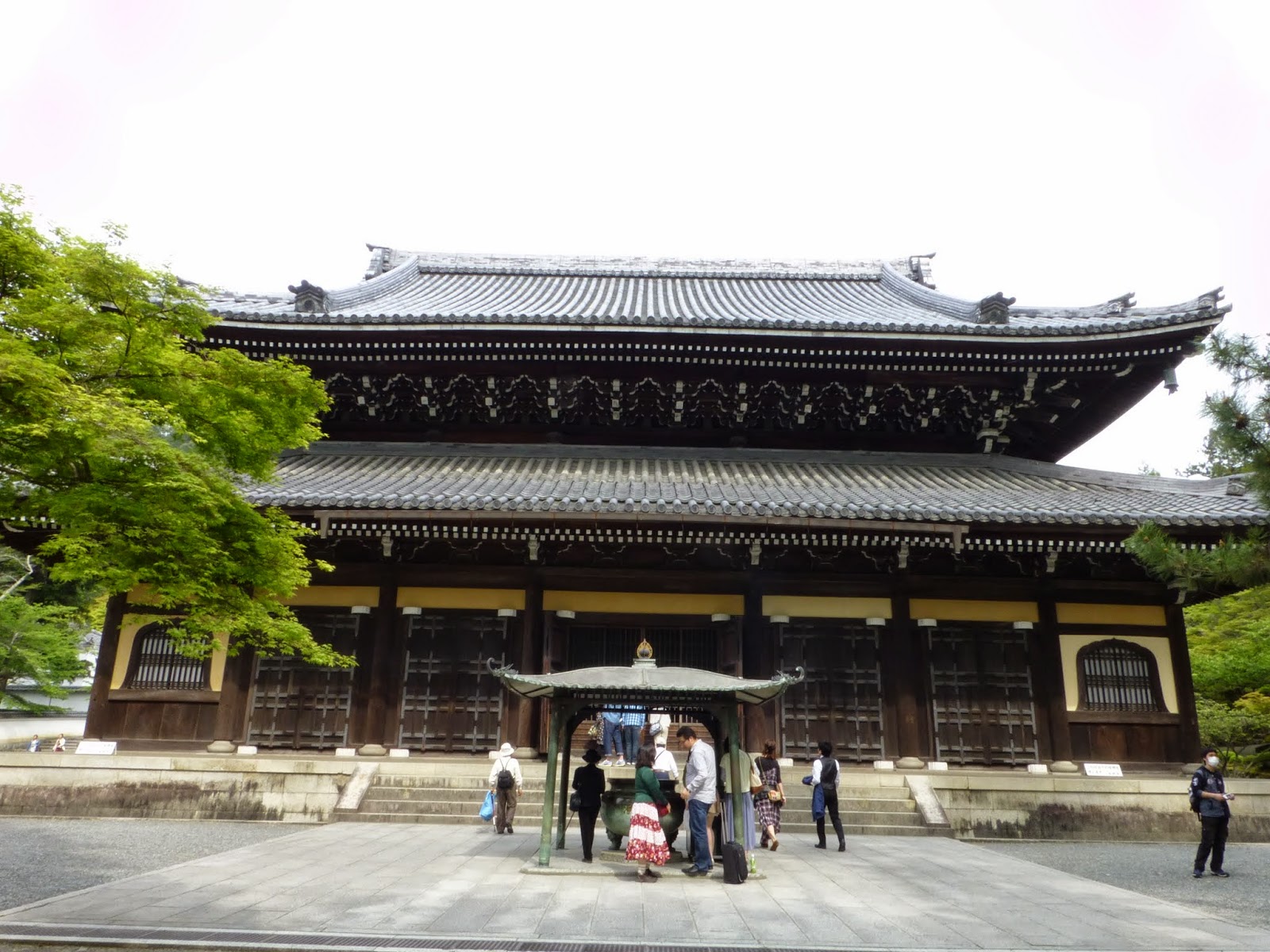 Chaos and Kanji: Actual History at Tokyo's Nanzenji Temple