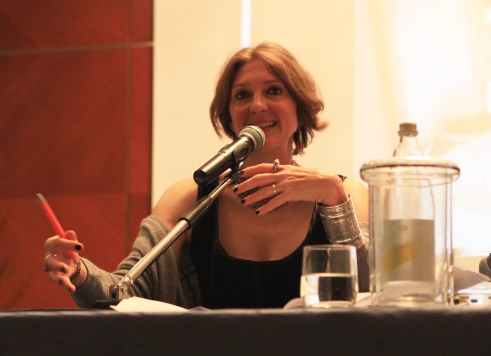 Caffe' Letterario di Lugo: La serata con ELENA DAK