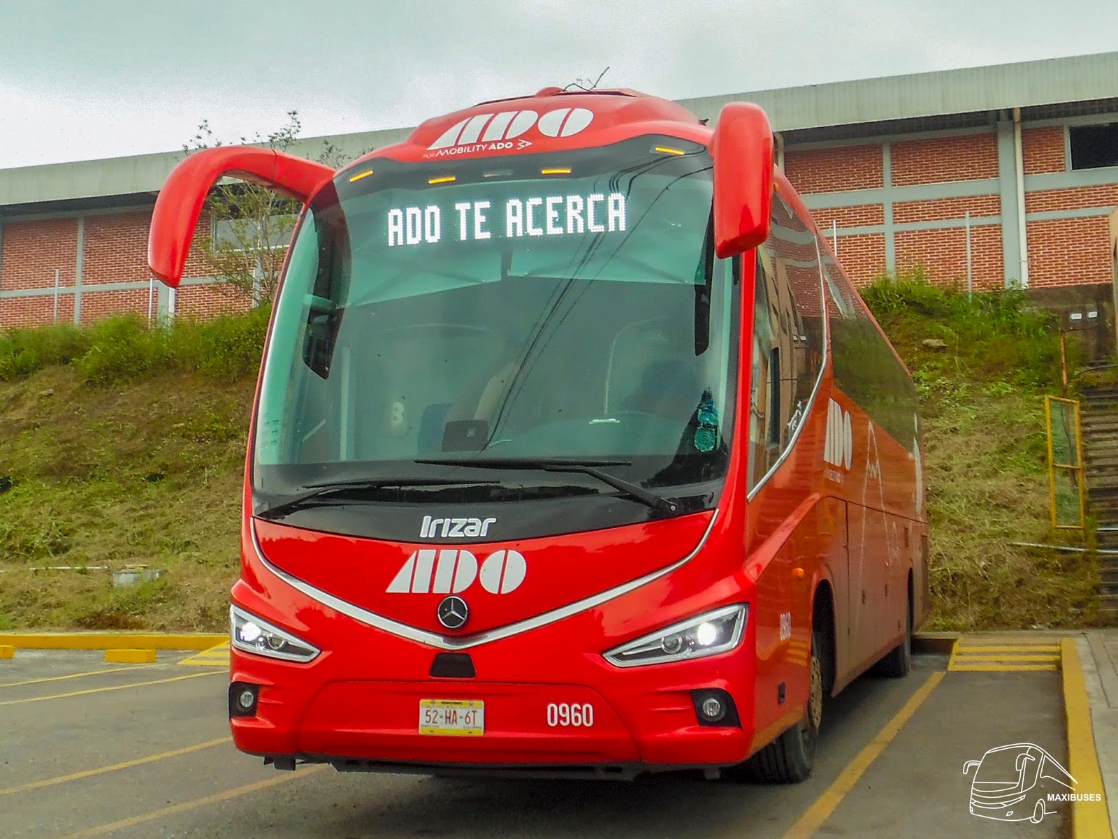 MAXIBUSES: AUTOBUSES DE ORIENTE (ADO)