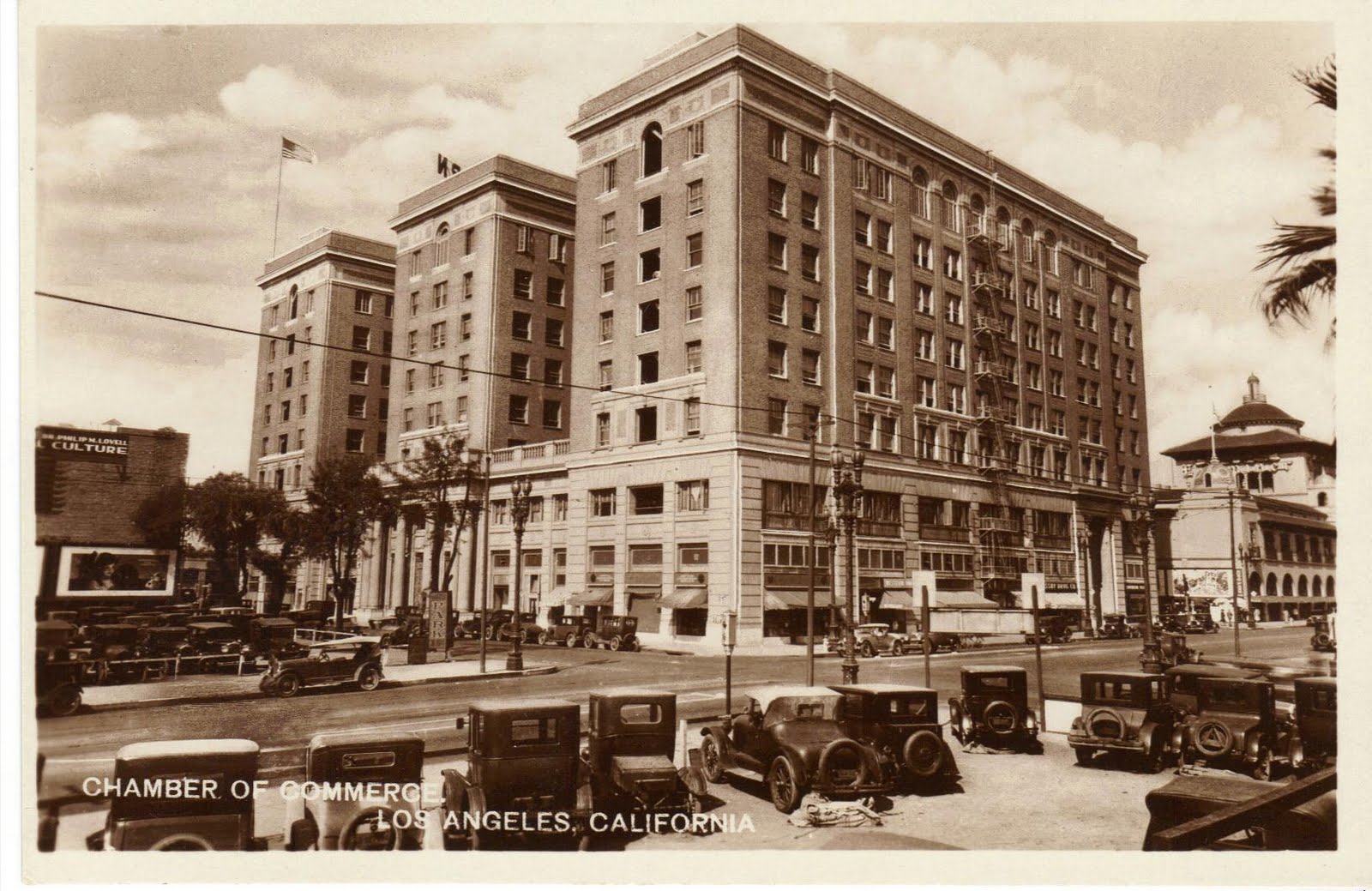 POSTCARDS FROM THE PAST: LOS ANGELES, CALIFORNIA - Chamber of Commerce