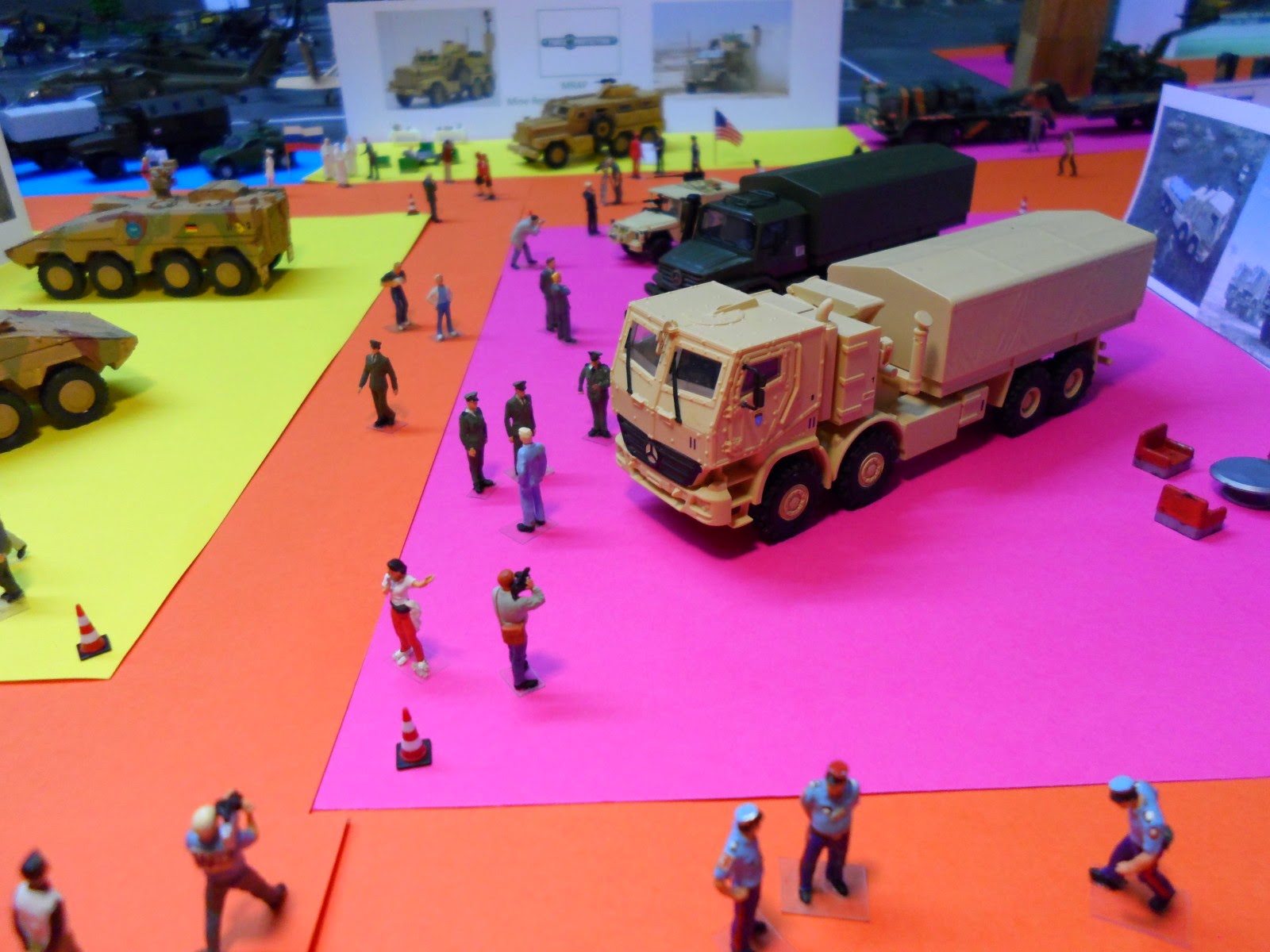 world 1/87: Dioramas de camions au 1/87