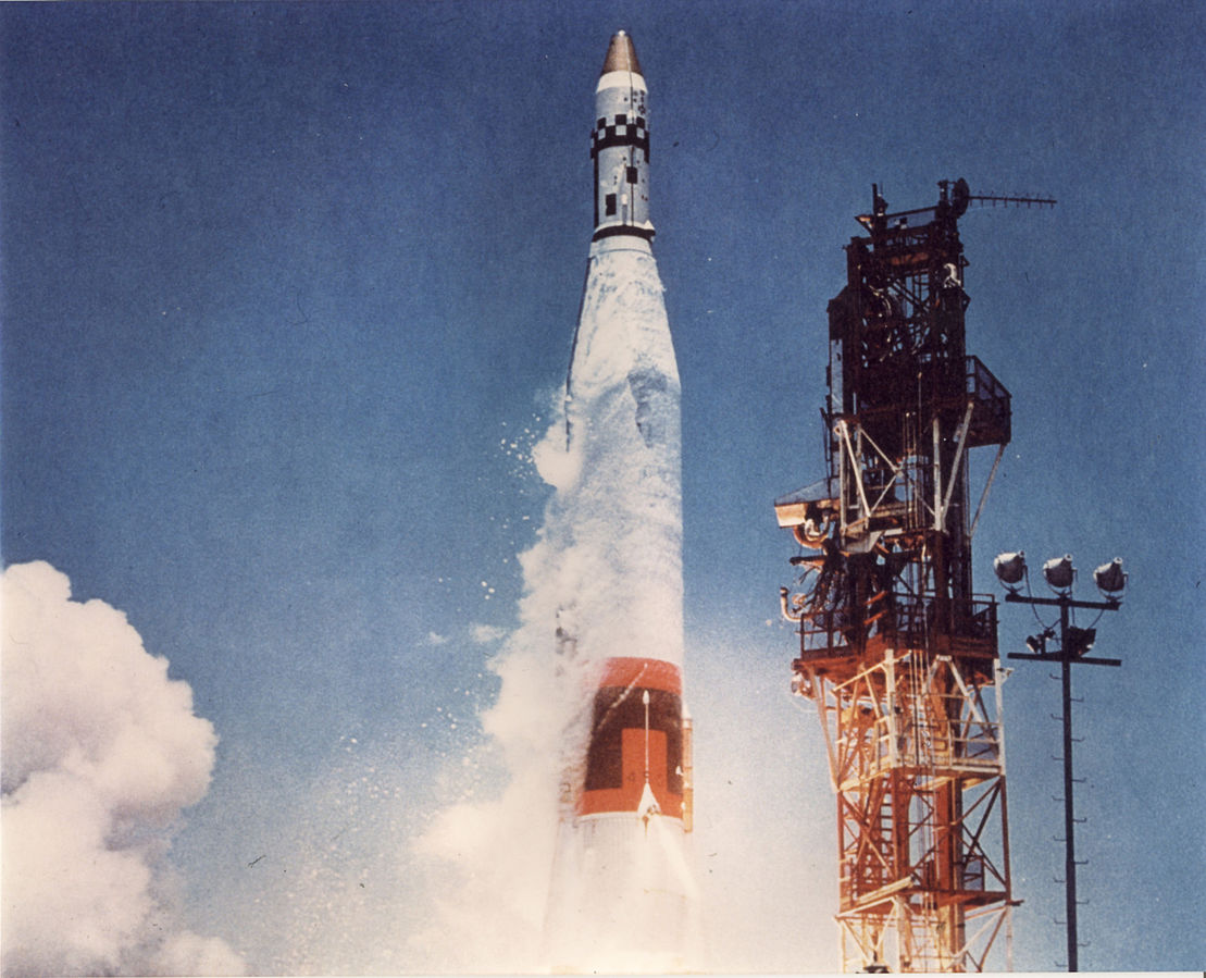 Оружие массового поражения: Программа разведывательных спутников Samos