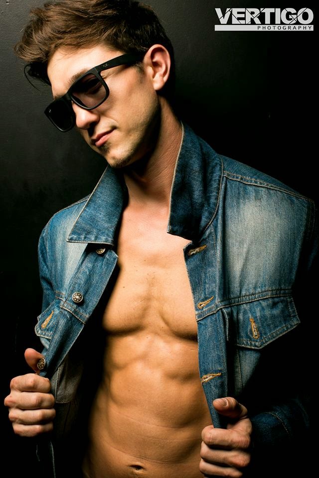 adamsapplelist : "Mr.Pole Dancer 2013" Alex Shchukin, An Interview!