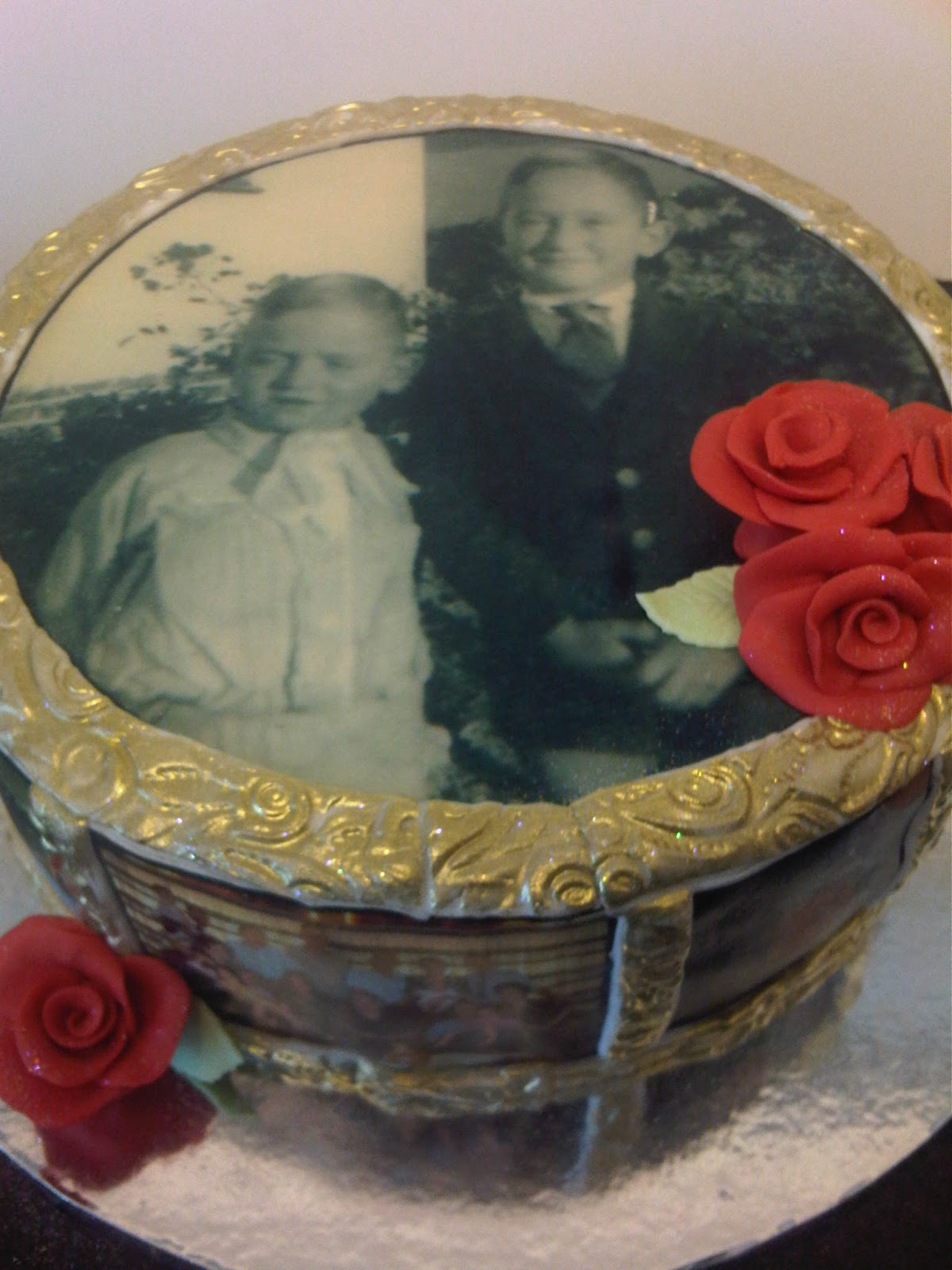 Welcome to Just Iced: Memory cake!