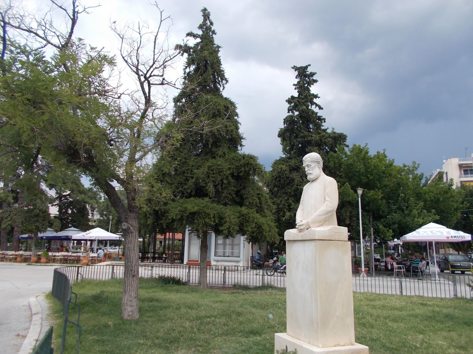 ΘΑΥΜΑΤΑ και ΣΗΜΑΔΙΑ 3: Αλέξανδρος Παπαδιαμάντης - Το άγαλμα - Άγιος ...