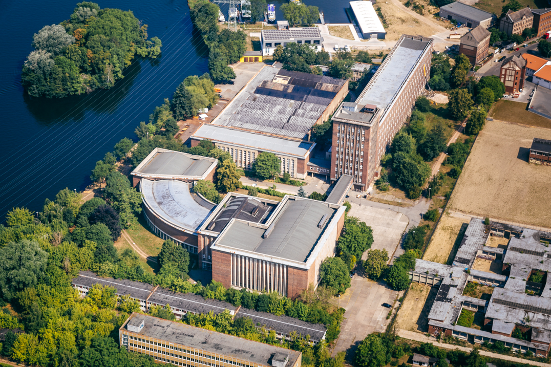 Funkhaus Berlin: EXTERIOR