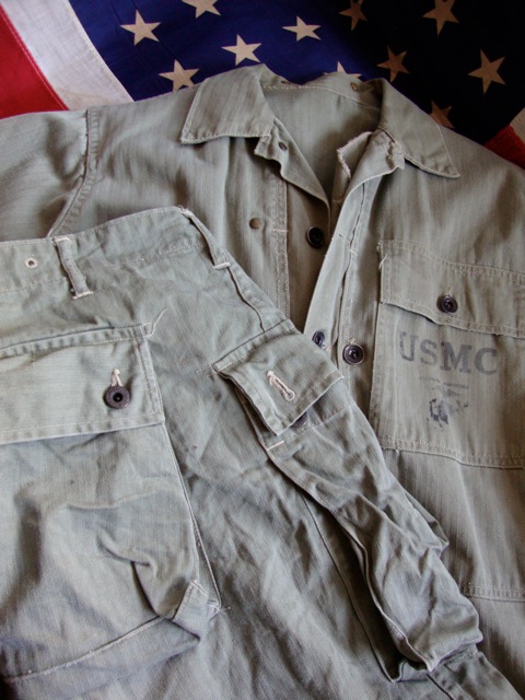 RIVETED: WW2 USMC UTILITY PANTS ....P41/P44/P47