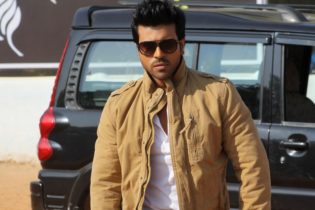 Telugu Movie Thoofan New Stills