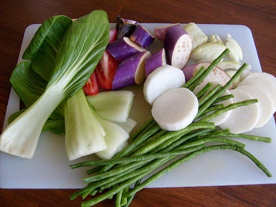 Three-Ring Binder: Filipino Whole30 Eats: Salmon Sinigang