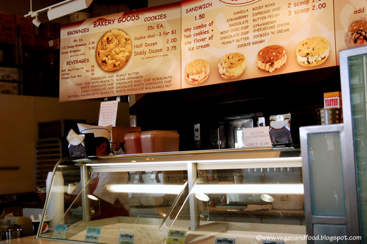 $1.50 ice cream sammies at Diddy Riese cookies in Westwood - Vegas and Food