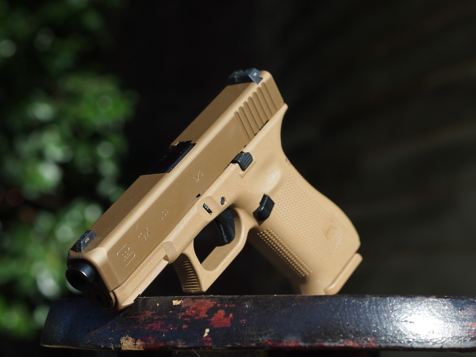 Mister Donut's Firearms Blog: Glock 19x Canadian version