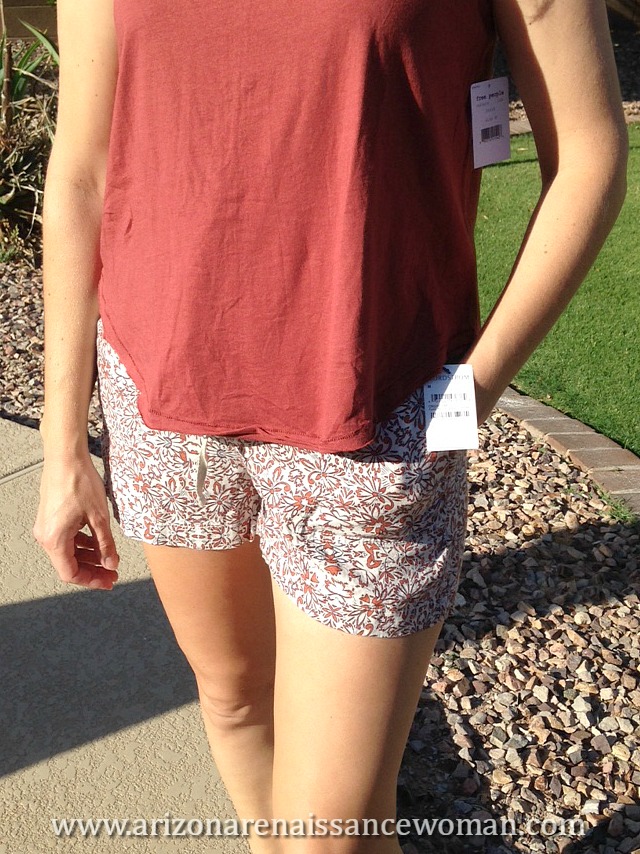 Arizona Renaissance Woman: Trunk Club #1 Review - April 2016