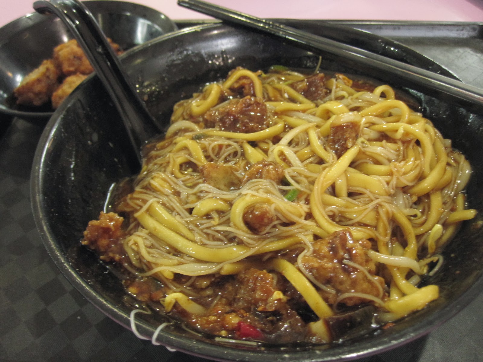 Small Potatoes Make The Steak Look Bigger: Hai Tang Lor Mee, Mei Ling ...