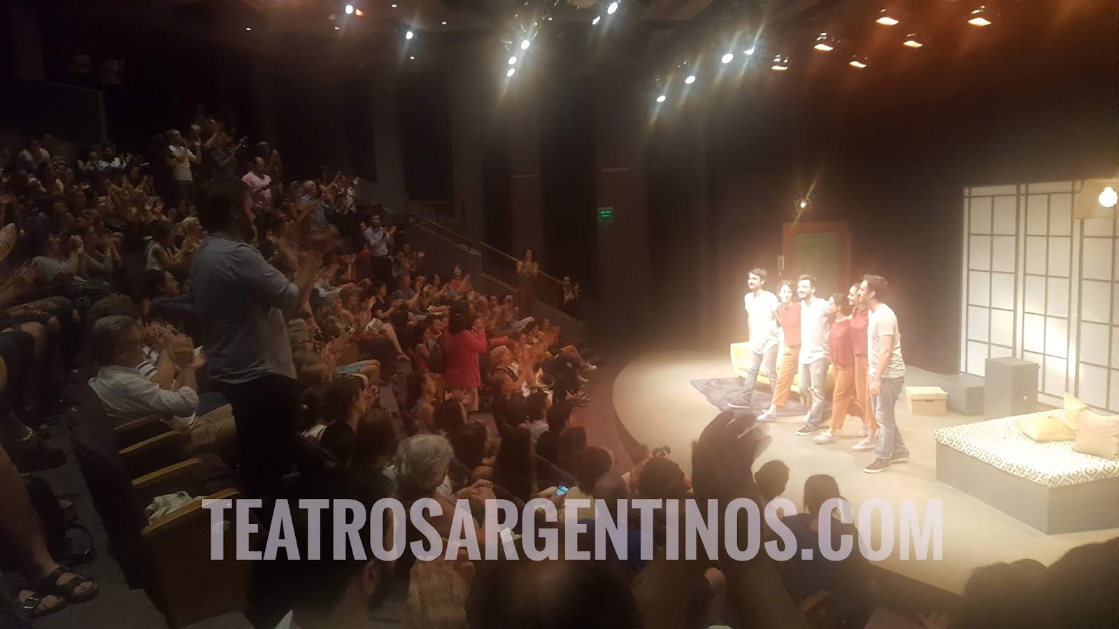 Teatros Argentinos: CRÍTICA: ASÍ DE SIMPLE