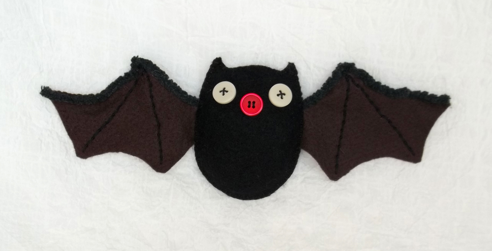 All Things Crafty: Free Felt Bat Pattern for Halloween