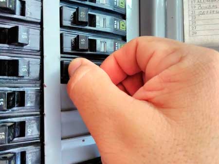 7 pasos para el cambio de un apagador sencillo | Instalaciones ...