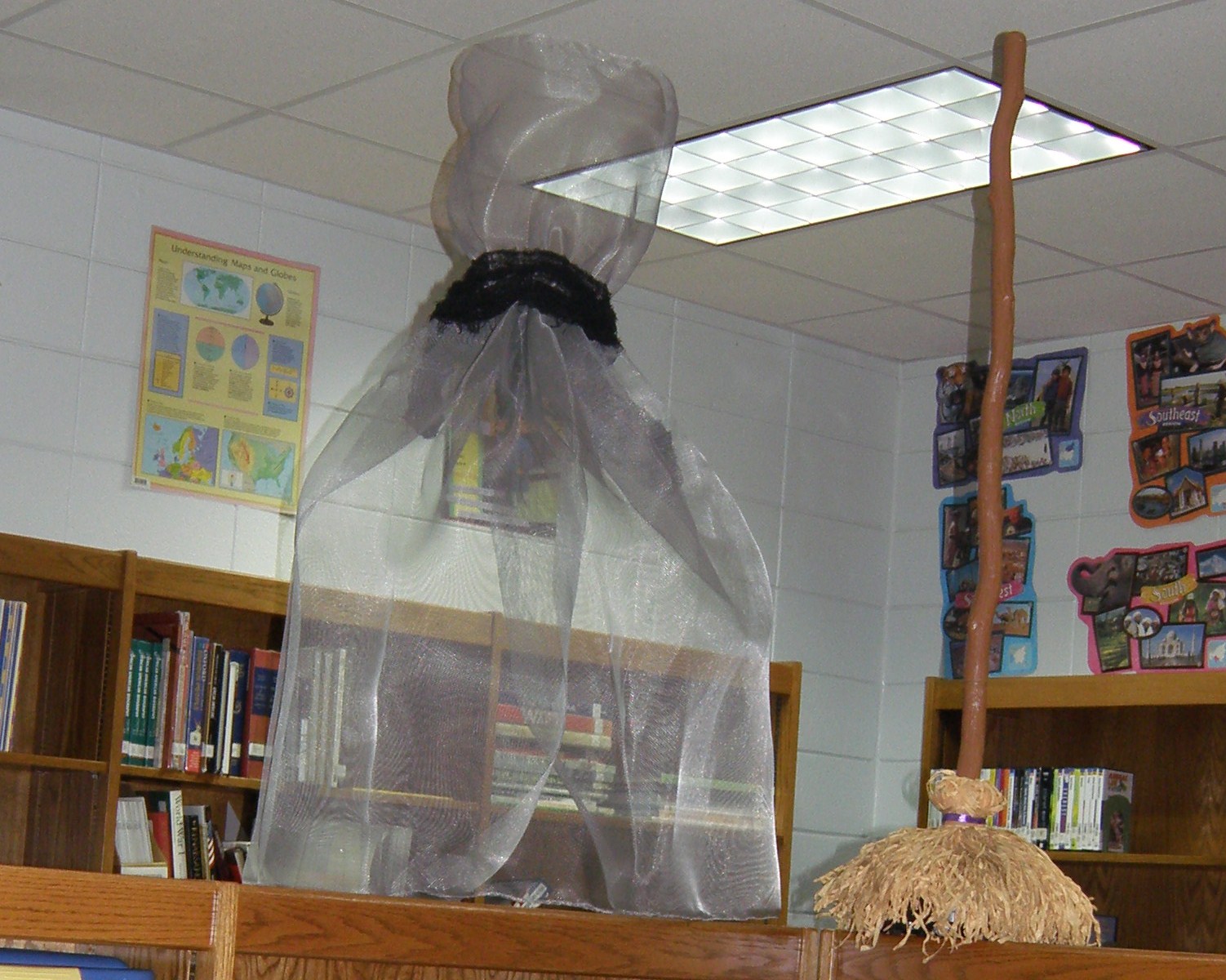 Library Displays: Halloween