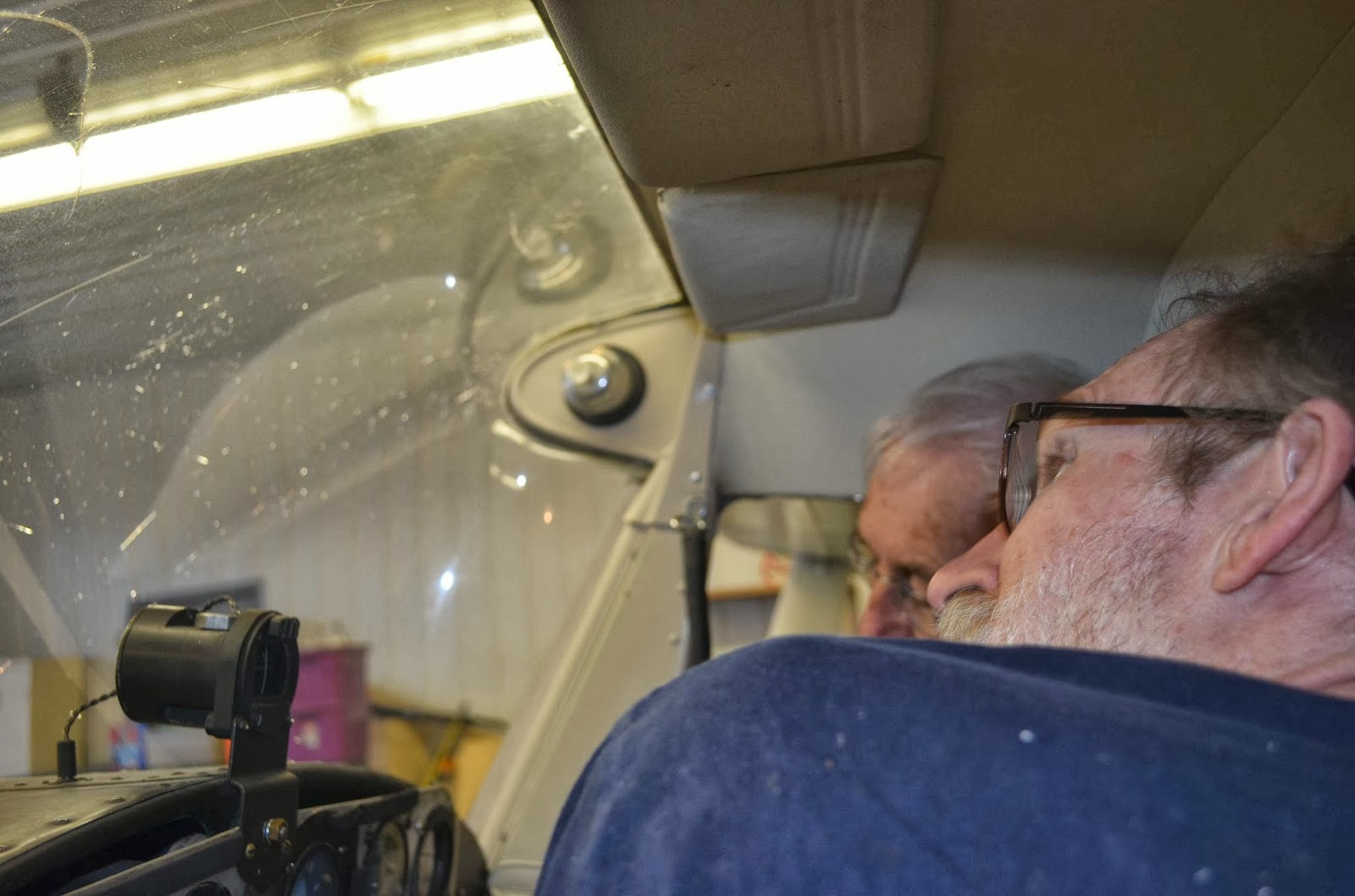 RAA Club Plane with 99s Cessna 150 C-FLUG at Lyncrest Airport, Winnipeg ...