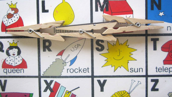 How to make...fabric and paper covered magnetic pegs - sewpony