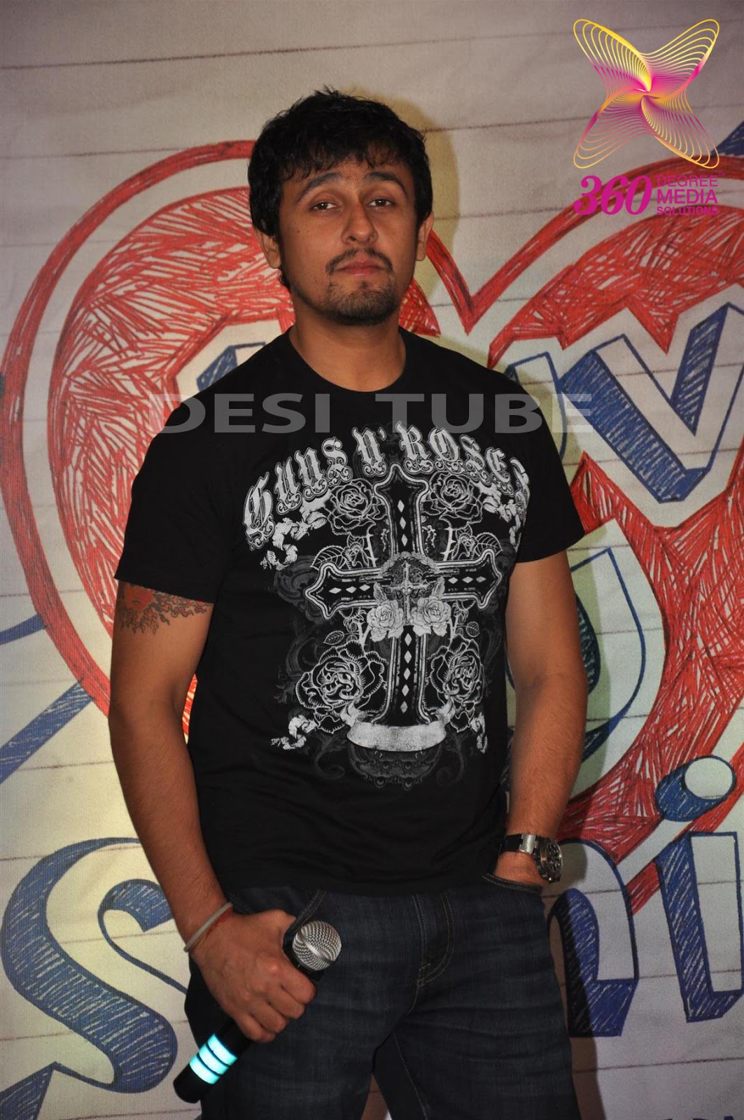 All about content: song love u soniyo by sonu nigam exclusive pics
