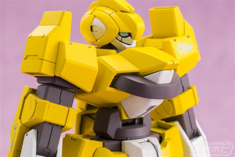 Custom Build: 1/144 Clanche "Cockatoo"